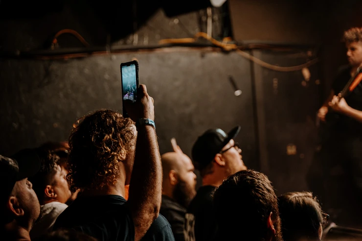 Phone usage at concerts: Should cellphones be banned? - The Concert ...