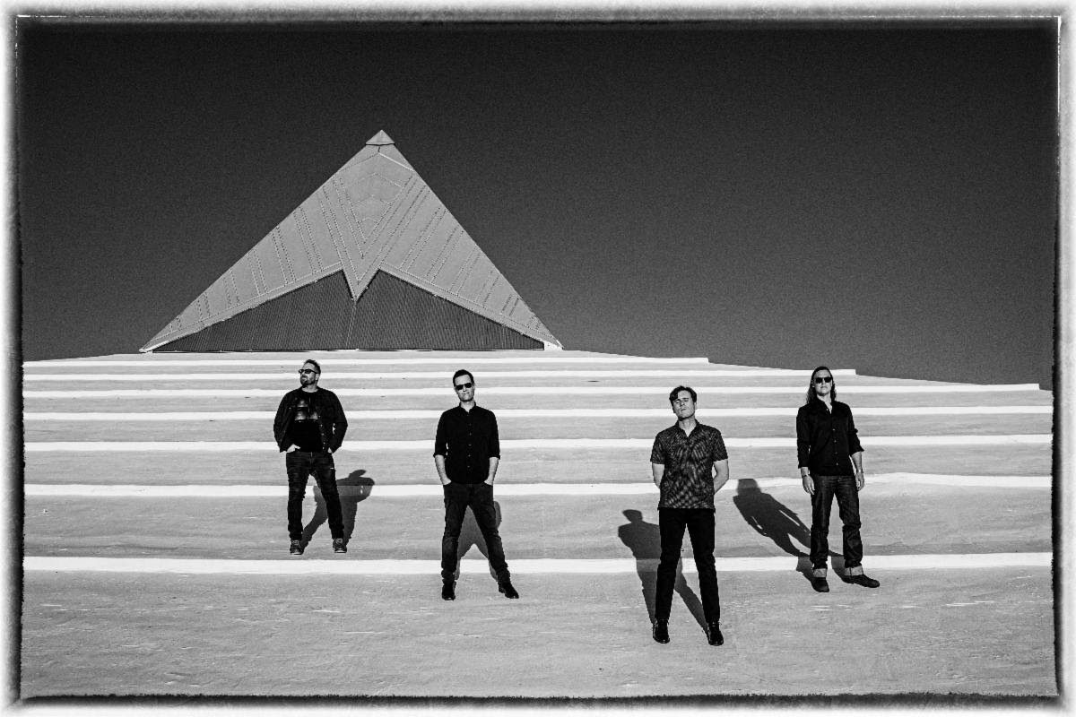 Jimmy Eat World celebrates 20th anniversary of Futures with exclusive ...