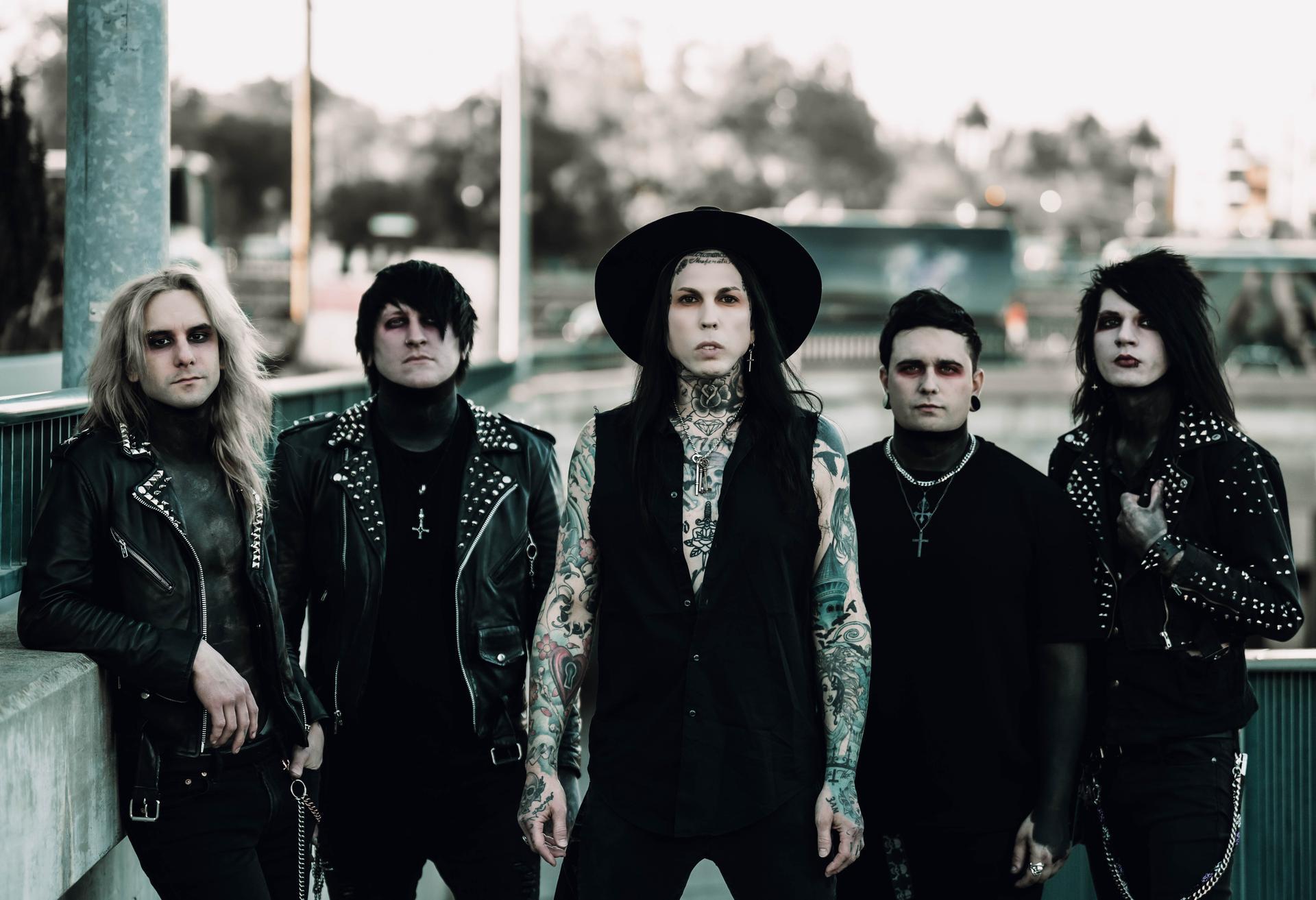 Vampires Everywhere announces Co-Headlining Tour This Winter!